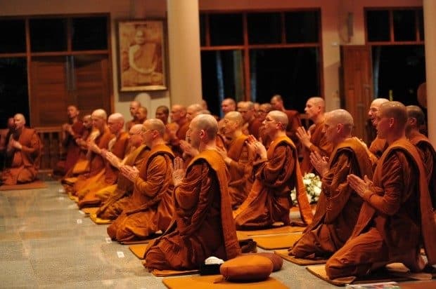 7 Daily Habits Of Monks Which Boost Happiness Instantly