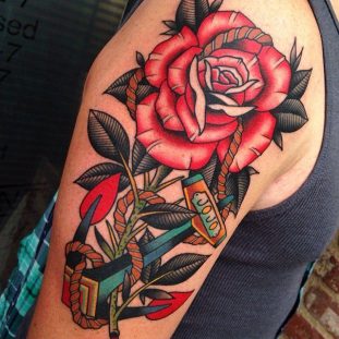 25 Stylish Rose Tattoos For Men – Pulptastic