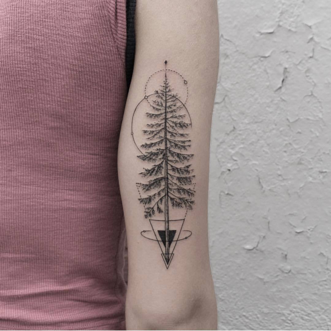30 Geometric Tattoo Designs That Are Pure Beauty - Pulptastic