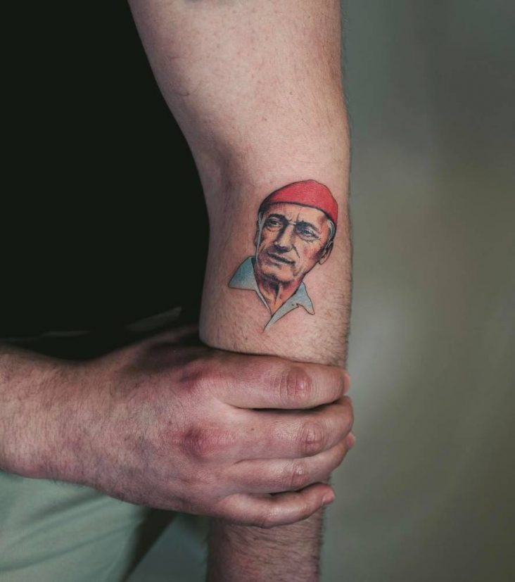 35 Creative Small Tattoos for Men - Pulptastic