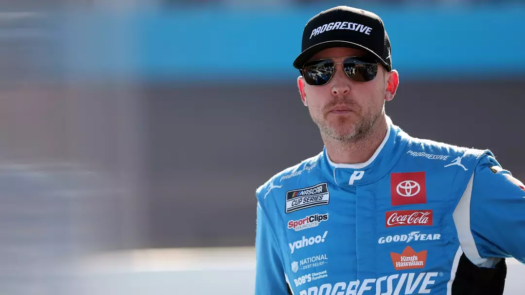 NASCAR Driver Denny Hamlin's Father Passes Away, Mother Hospitalized in ...